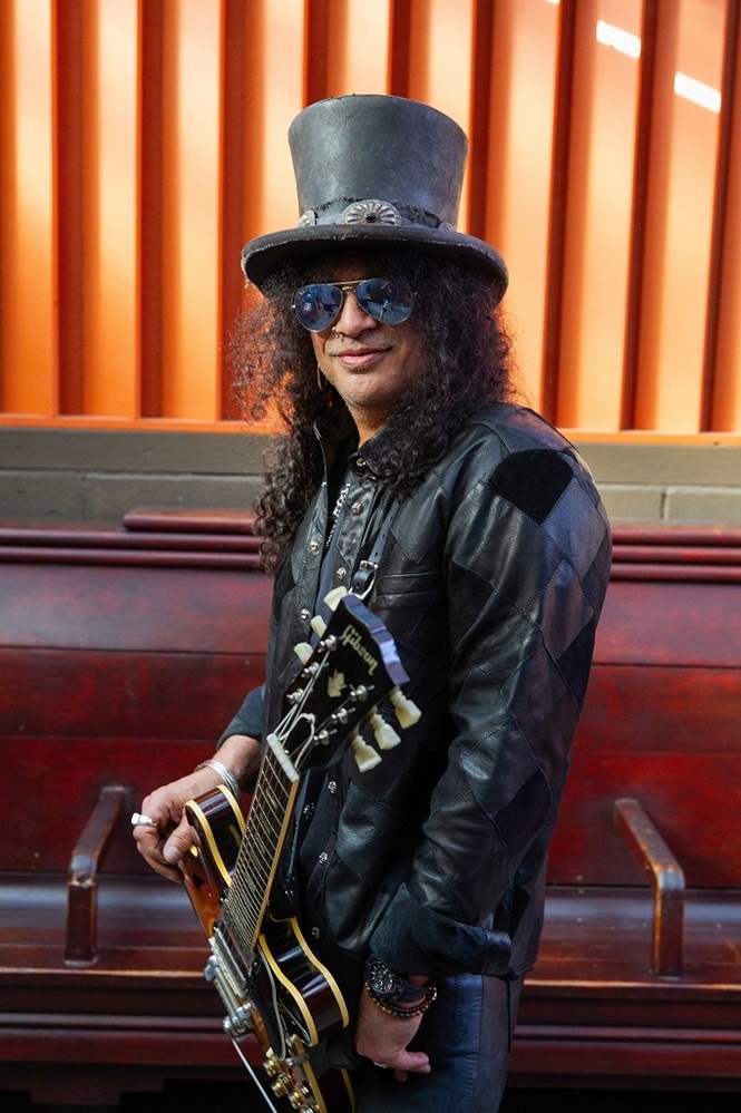 SLASH（GUNS N' ROSES）、ニュー・アルバム『Orgy Of The Damned』よりChris Stapletonをフィーチャリングした「Oh Well」公開！ | 激ロック ...